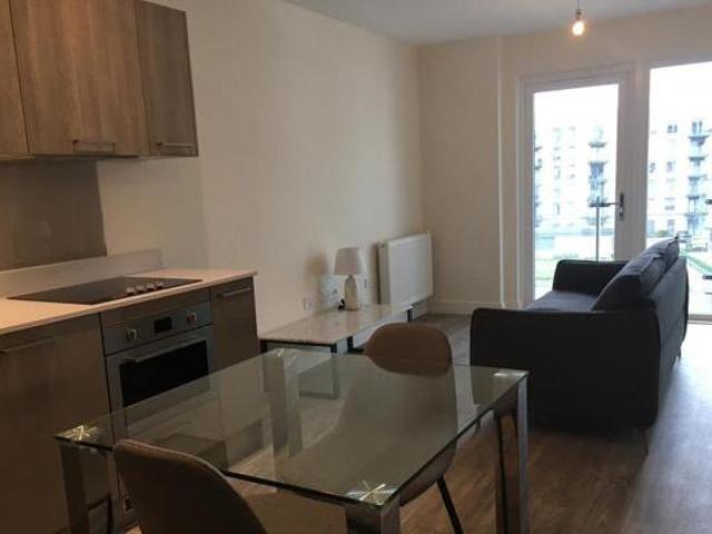 Studio Apartment For Rent In Gillingham