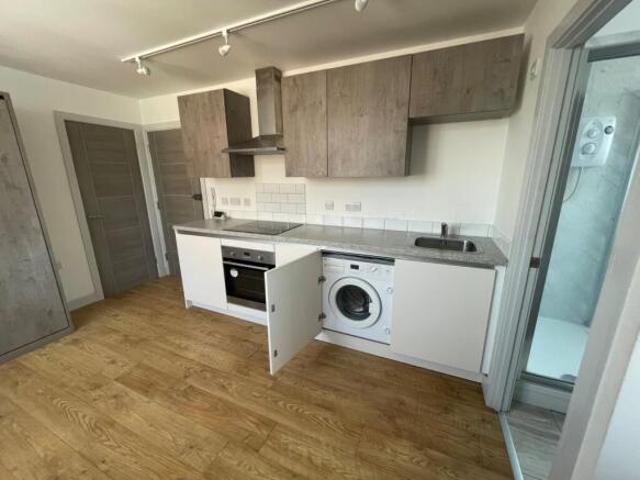 Studio apartment for rent in Graleen Chambers, Worthing, West Sussex, BN11