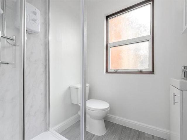 Studio apartment for rent in Green Lane, Harringay, London, N4