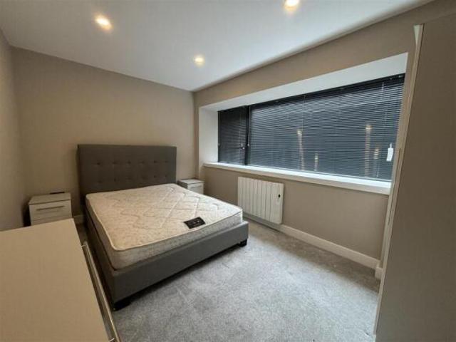 Studio apartment for rent in Ground Floor, The Glass House, 75 Queens Dock Avenue, Hull, HU1