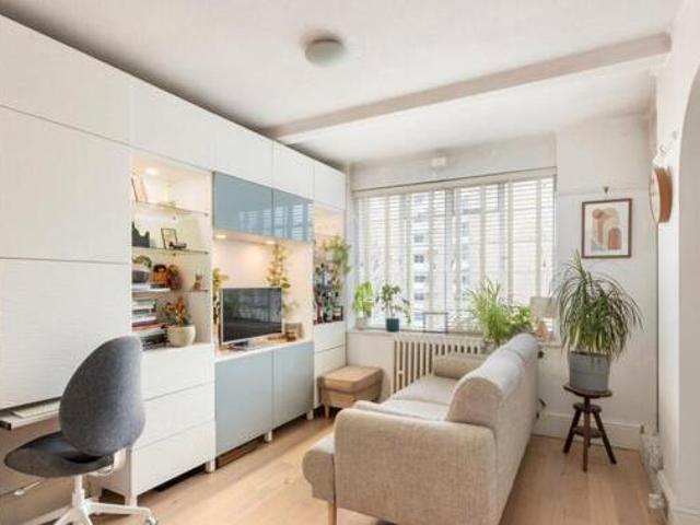 Studio Apartment For Rent In Hammersmith, London