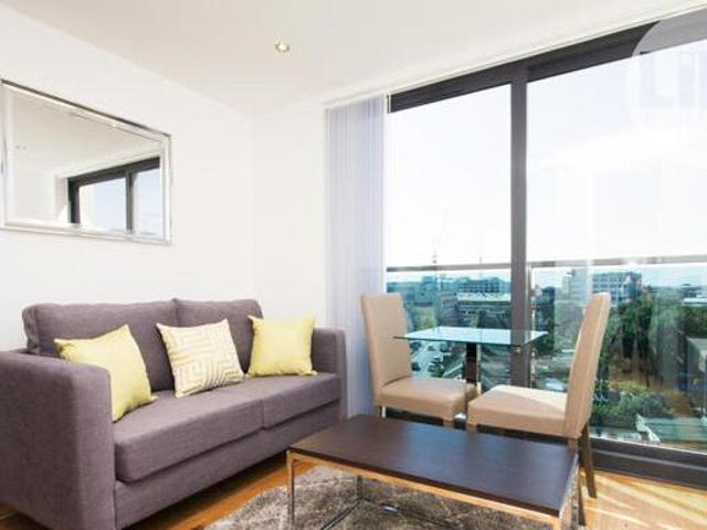 Studio Apartment For Rent In Hayes, Middlesex