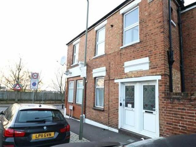Studio Apartment For Rent In Hendon
