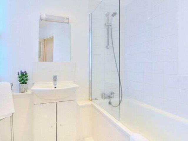 Studio apartment for rent in Hill Street, Mayfair, London, W1J