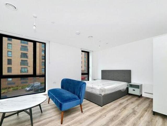 Studio Apartment For Rent In Kimpton Road, Luton