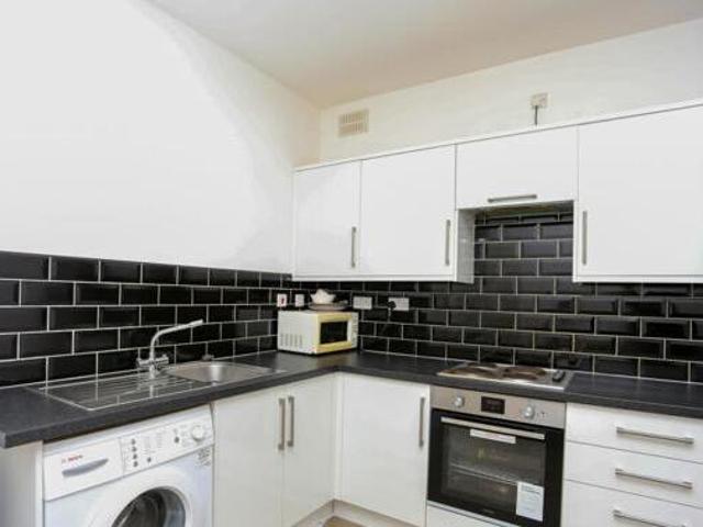 Studio Apartment For Rent In Kingston Upon Thames, Surrey
