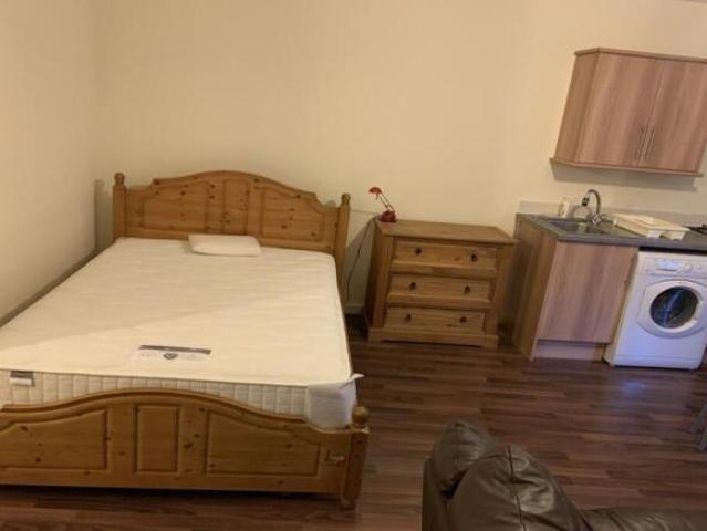 Studio apartment for rent in Lambert Street, Sheffield, S3