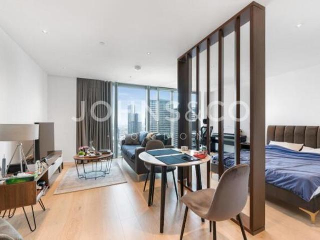 Studio apartment for rent in Landmark Pinnacle, Marsh Wall, London, E14