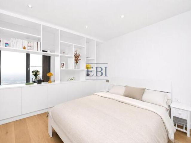Studio apartment for rent in Landmark Pinnacle, 10 Marsh Wall, London, E14