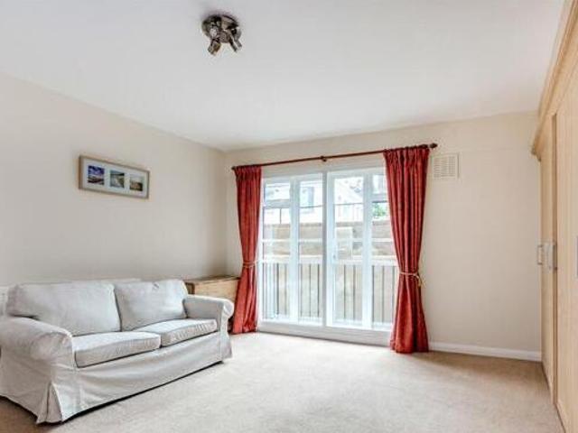 Studio Apartment For Rent In London