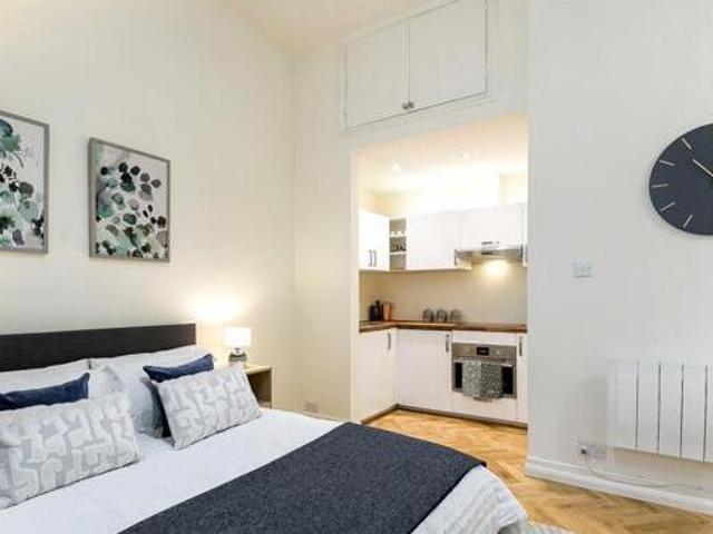 Studio Apartment For Rent In London
