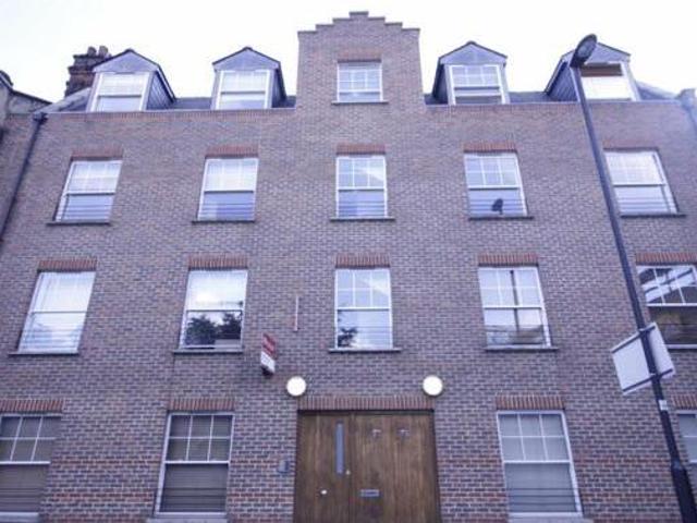 Studio Apartment For Rent In London