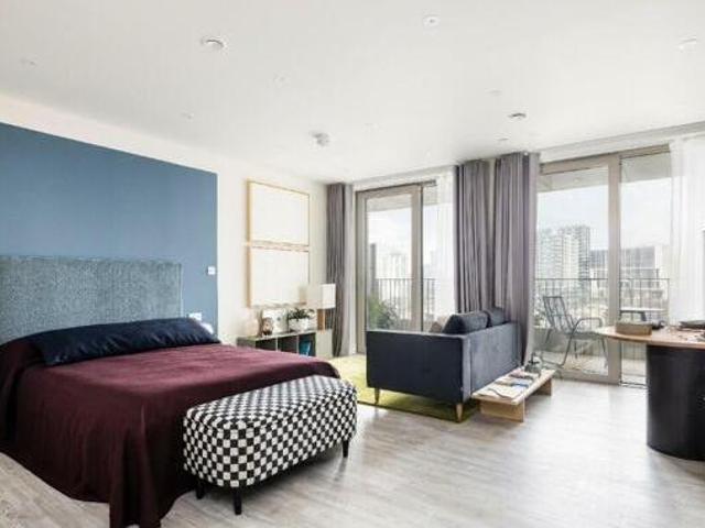 Studio Apartment For Rent In London