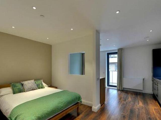 Studio Apartment For Rent In London