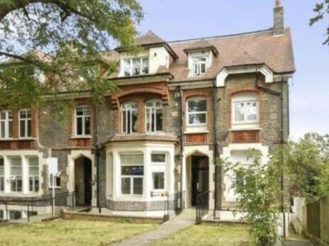 Studio Apartment For Rent In London
