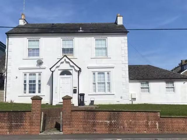 Studio apartment for rent in Preston Road, Yeovil, BA20