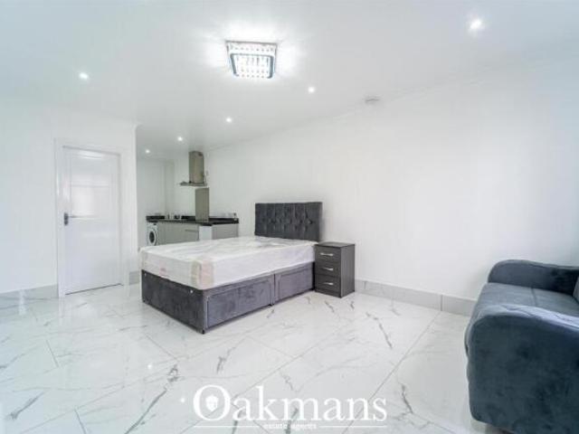 Studio apartment for rent in Robin Hood Lane, Birmingham, B28