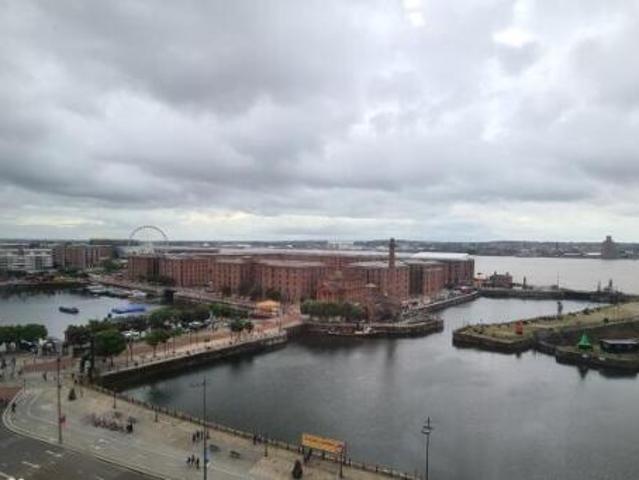Studio apartment for rent in Strand Street Liverpool L1