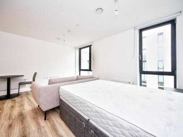 Studio apartment for rent in Studio Apartment Viva Court, Kimpton Road, Luton, LU2