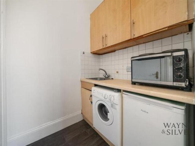 Studio apartment for rent in Surrendale Place, Maida Vale, W9