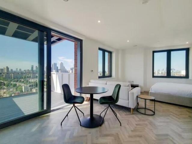 Studio apartment for rent in Skyline Apartments, Makers Yard, London, E3