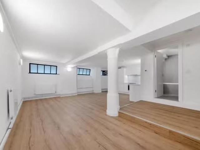 Studio apartment for rent in Springfield House Lofts, Dalston.