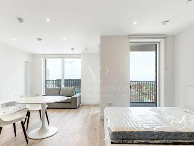 Studio Apartment For Rent In The Verdean, London
