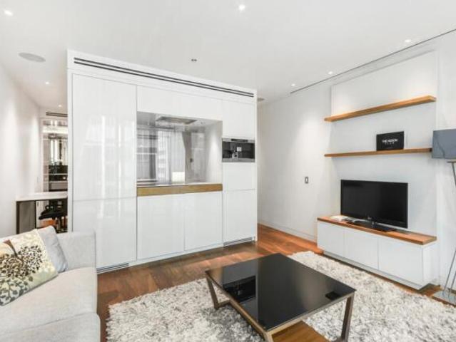 Studio apartment for rent in The Heron, London, EC2Y