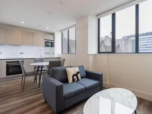 Studio apartment for rent in The Lightwell, Cornwall Street, B.