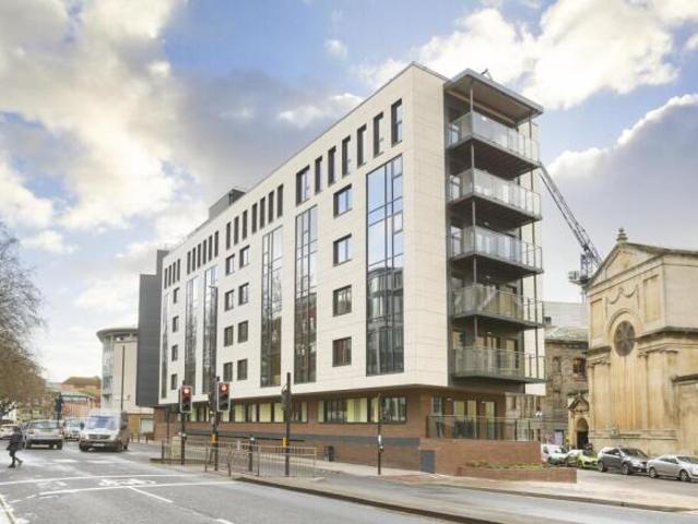 Studio apartment for rent in The Milliners, St Thomas Street, BS1