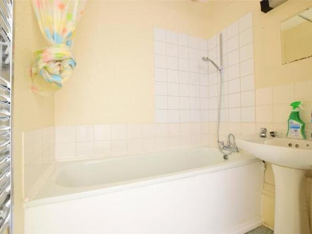 Studio apartment for rent in Upper Grosvenor Road, Tunbridge Wells, Kent, TN1