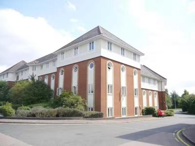 Studio apartment for rent in Walsingham Close, Hatfield, AL10