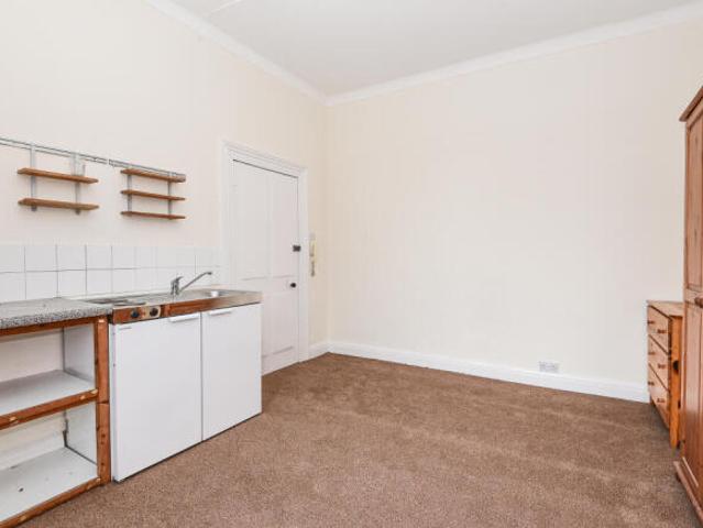 Studio apartment for rent in Washington Road, South Woodford, E18