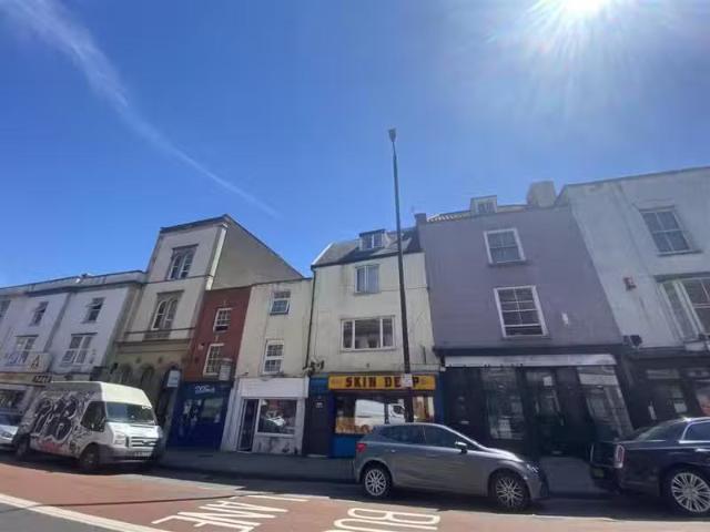 Studio apartment for rent in West Street, Old Market, BS2