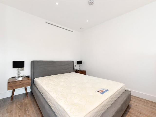 Studio apartment for rent in Wiverton Tower, 4 New Drum Street, London, E1
