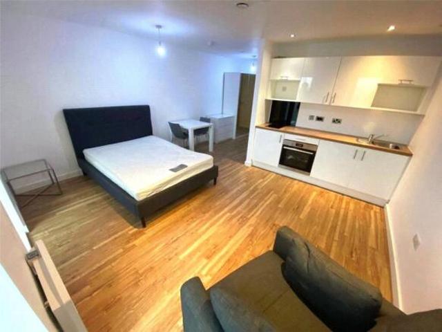 Studio apartment for rent in X1 Media City Block A, 9 Michigan Ave, Salford Quays, Manchester City Centre, M50