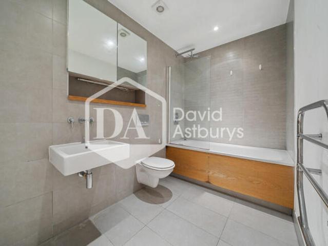 Studio apartment for rent in York Way, Kings Cross, London, N1