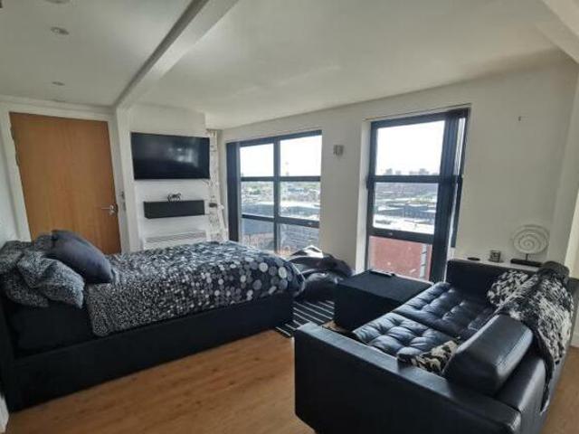 Studio Apartment For Rent In 246 Bradford Street