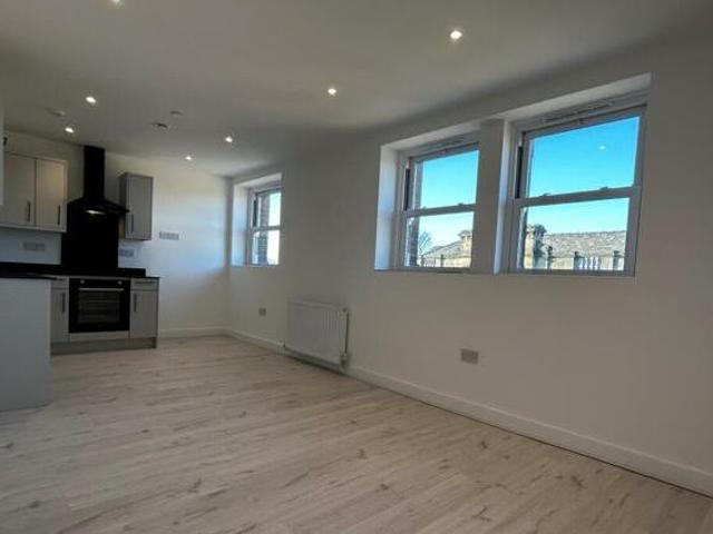 Studio Apartment For Rent In 21 Silver Street