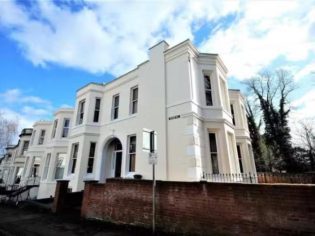 Studio apartment for rent in 23 Church Hill, Leamington Spa, C.