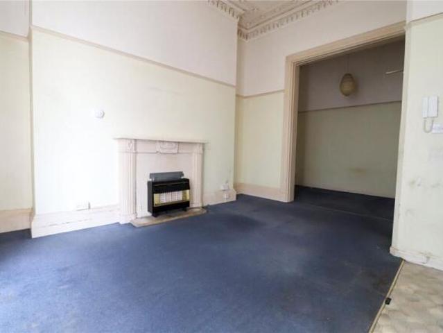 Studio apartment for sale in Norfolk Crescent, Bath, BA1