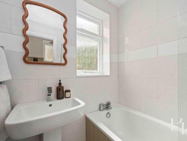 Studio apartment for sale in Buckingham Road, Brighton, BN1