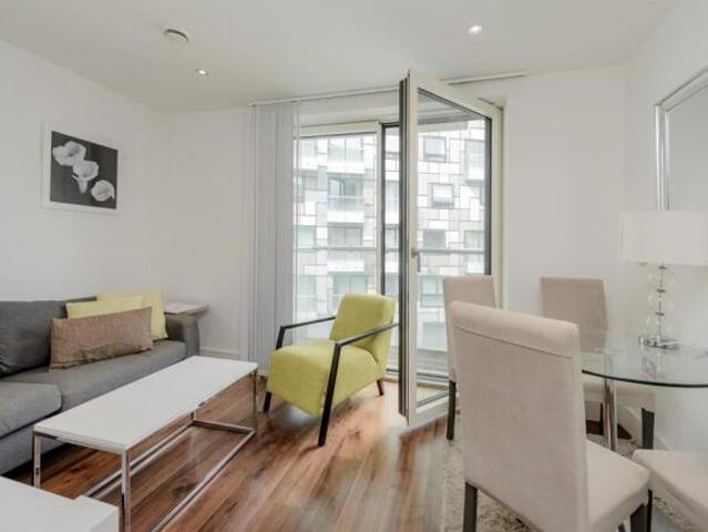 Studio apartment for sale in Duckman Tower, Lincoln Plaza, E14