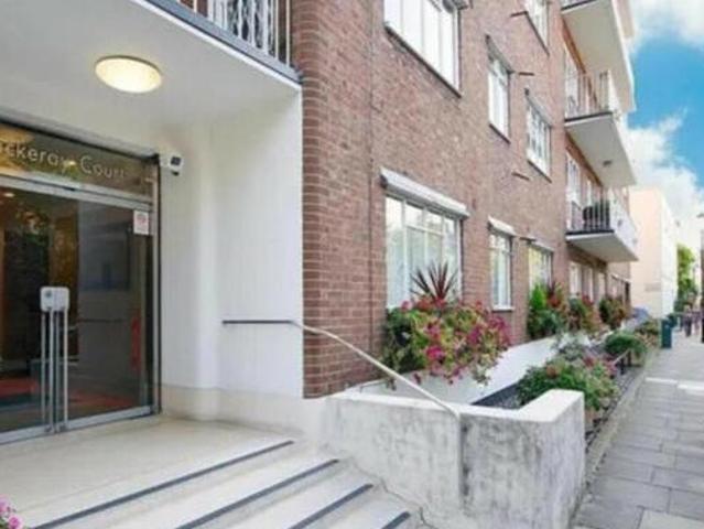 Studio Apartment For Sale In London