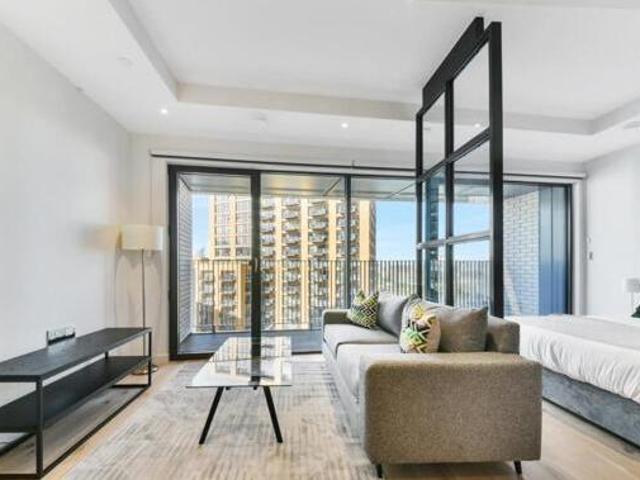 Studio Apartment For Sale In London City Island, London