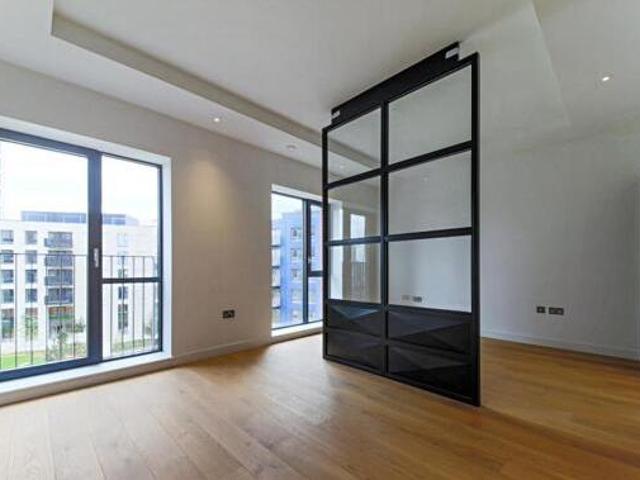 Studio Apartment For Sale In London City Island, London