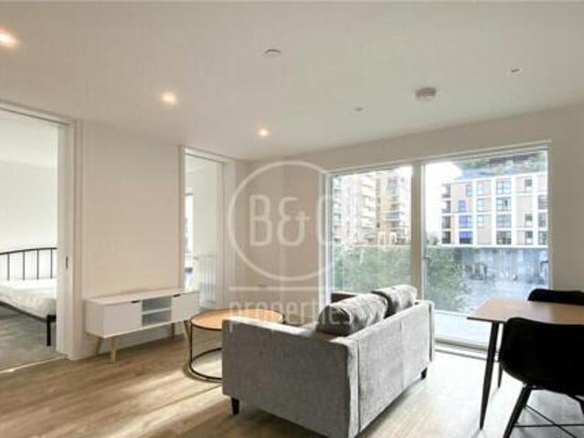 Studio Apartment For Sale In Plowden Road, London