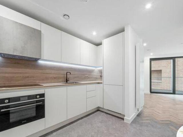 Studio Apartment For Sale In River Apartments, Gillender Street