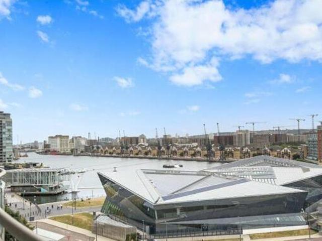 Studio Apartment For Sale In Royal Docks, London
