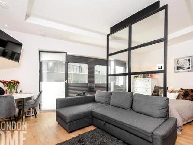 Studio Apartment For Sale In 7 Lyell Street, London City Island